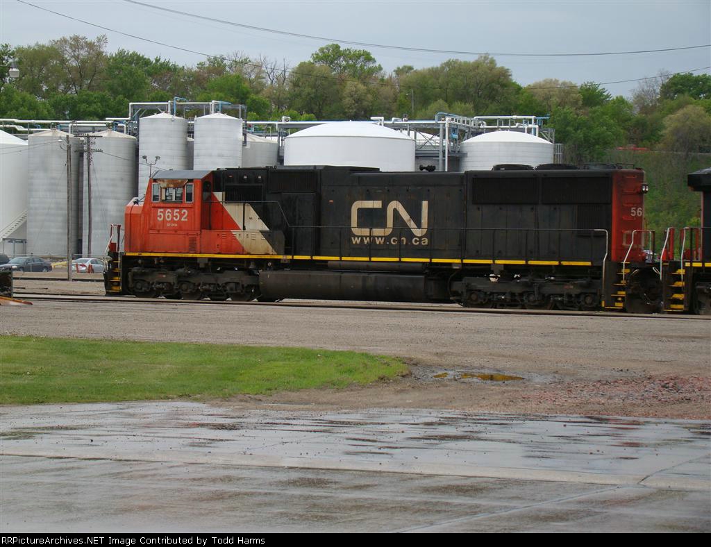 CN 5652